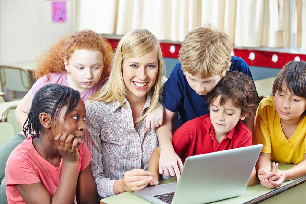 Moving Beyond Textbook Replacement to Personalize the Student Learning ...