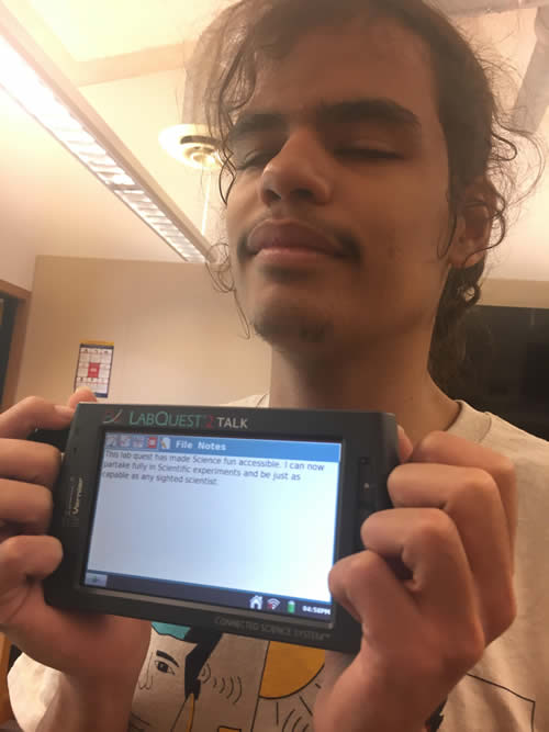 4 examples of engaging vision-impaired students in STEM