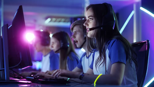 Why You Should Focus on Esports – Experts Share Advice | eSchool News